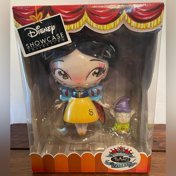 Disney | Toys | Nib World Of Miss Mindy Disney Showcase Collection ...